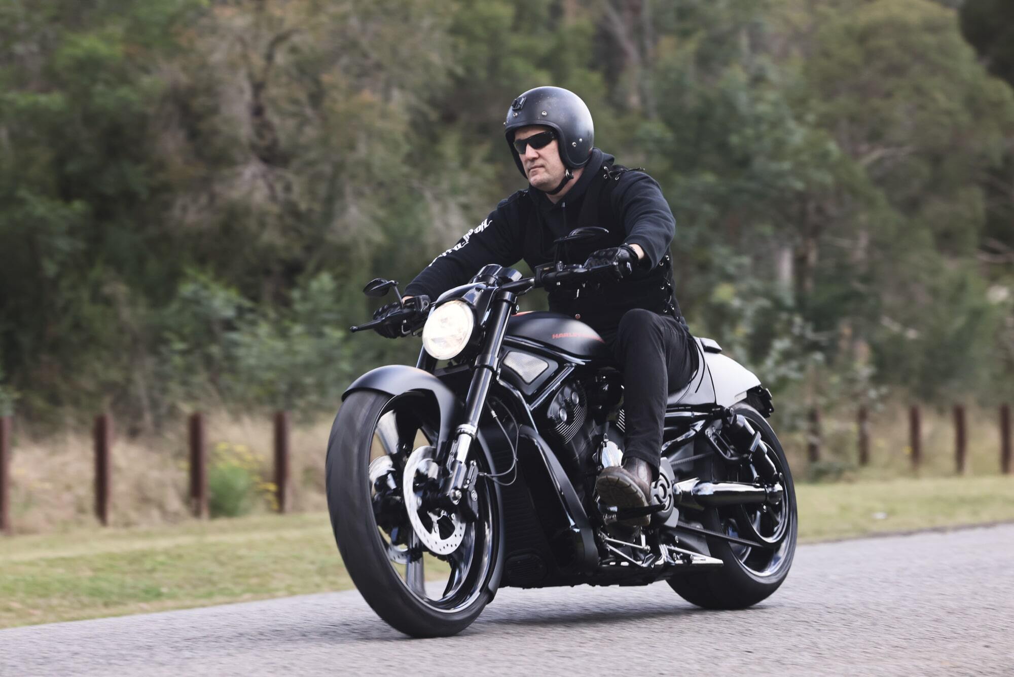 Find My Brake: Harley Davidson V-Rod | Bendix Moto Australia